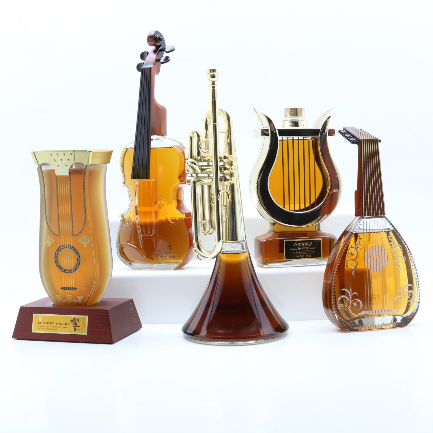 Assorted Suntory Instrument Decanters 1 x 50cl, 3 x 60cl & 1 x 70cl ...